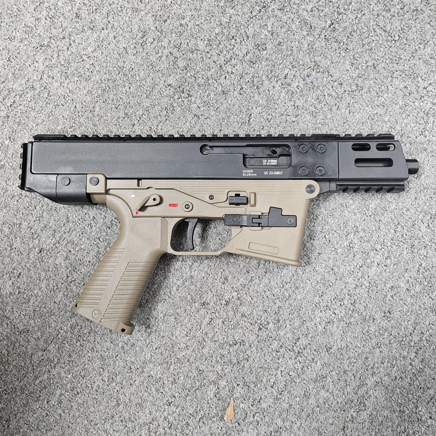 [Lambda] GHM9-G Airsoft GBB SMG Rifle[For Any G17 GBB Magazine][Dual T – SIXmm (6mm)