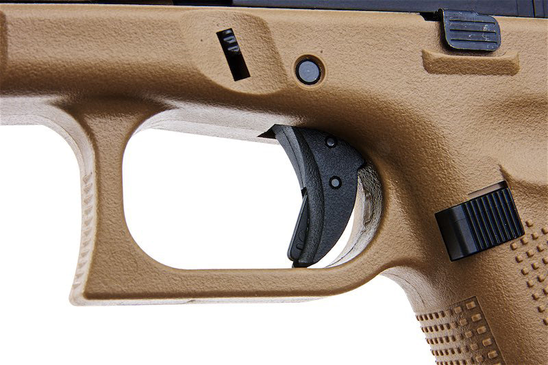 [Umarex] VFC Glock 17 GBB Airsoft Pistolw/ Real Glock Case & Back Stra ...